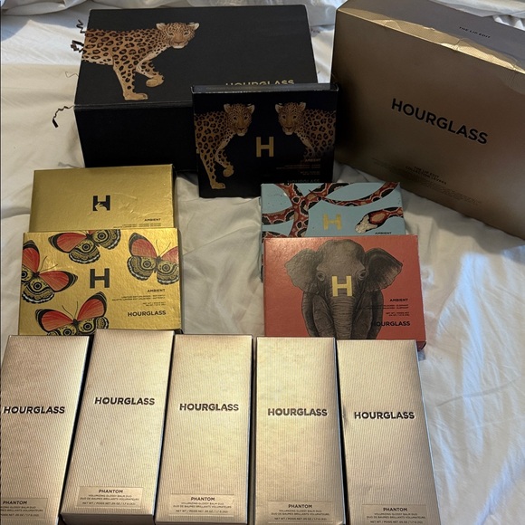 Hourglass | Makeup | Hourglass Animalthemed Makeup Set With Packaging ...